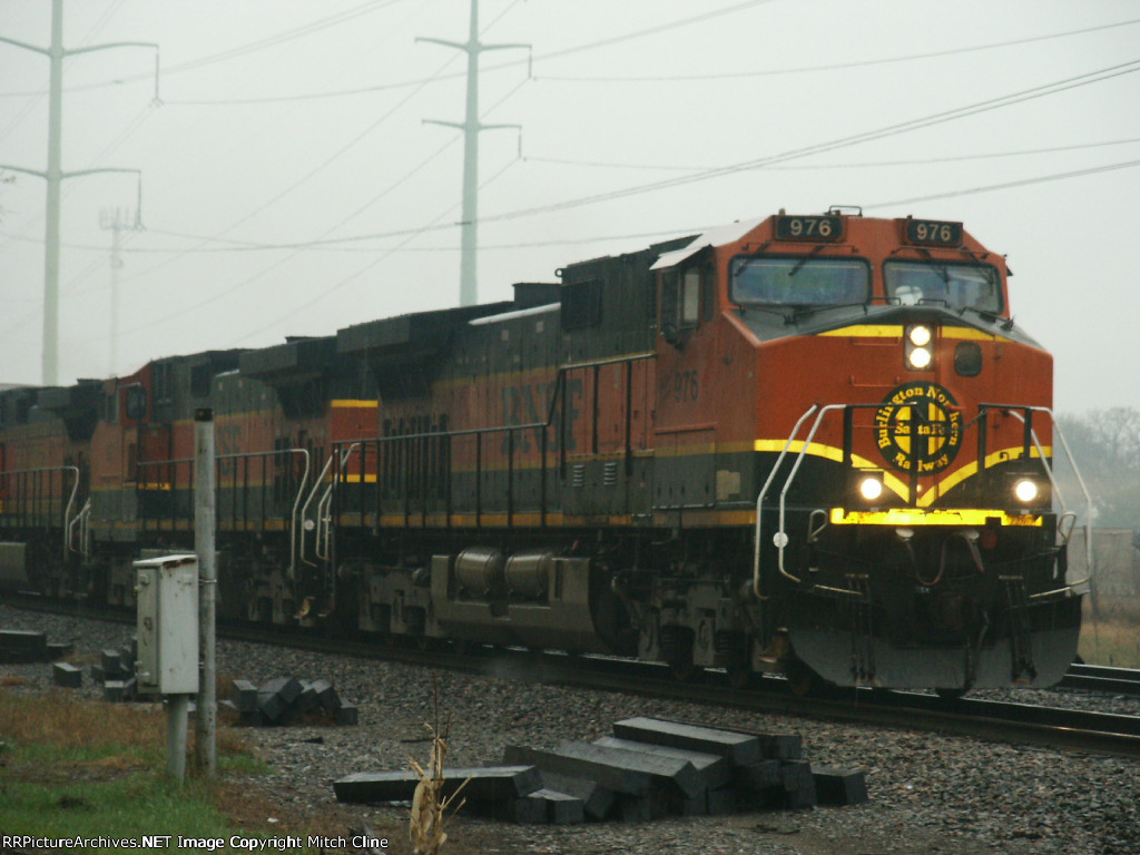 BNSF 976